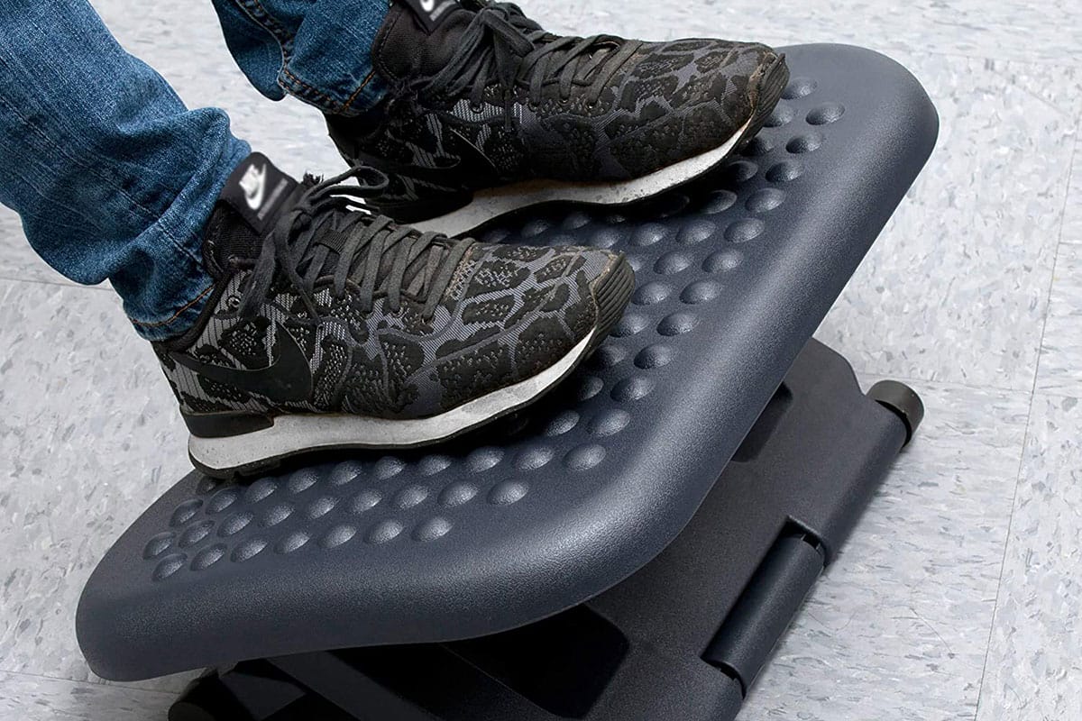 Best Workspace Gadgets for Creative Professionals in 2022-2023