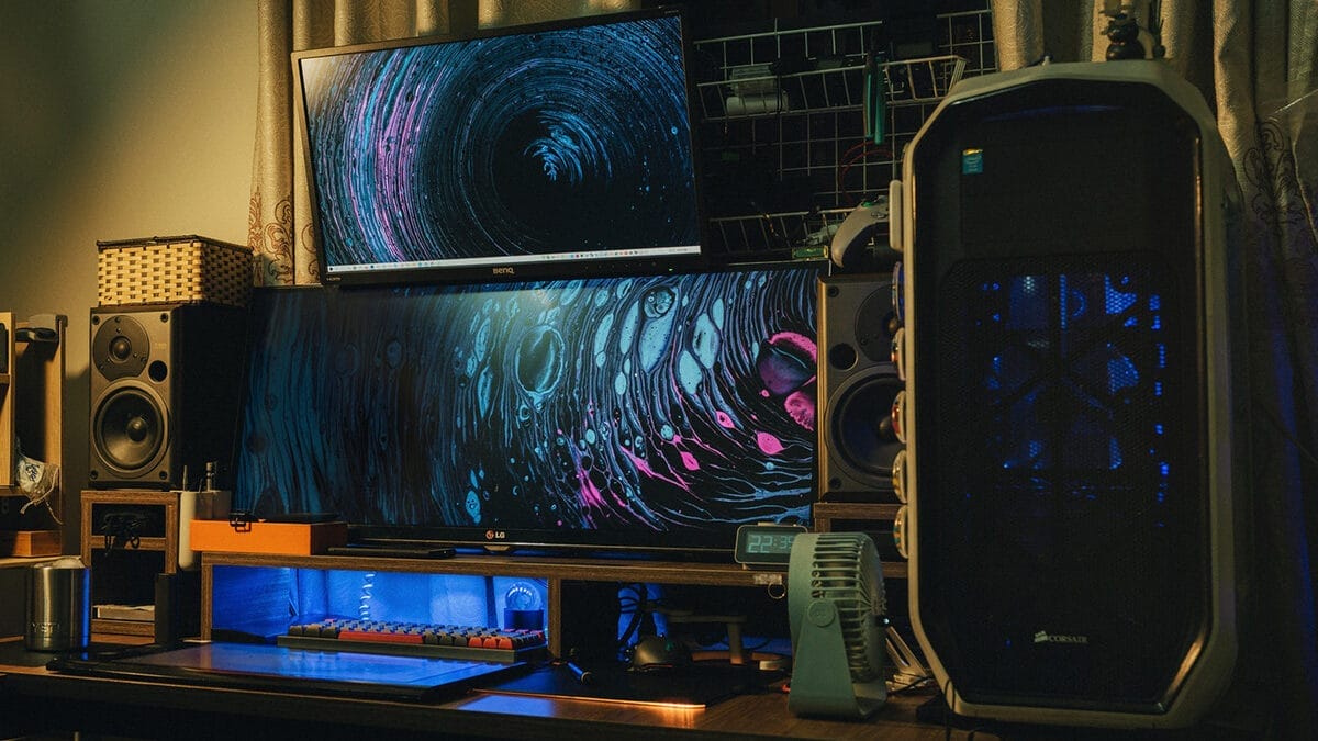 The History and the Future of Computers and Its Technology