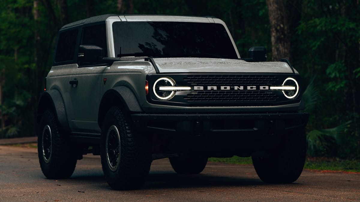 Ford Bronco Dashboard Glitch Raises Repair Costs, Urgent Fix Needed